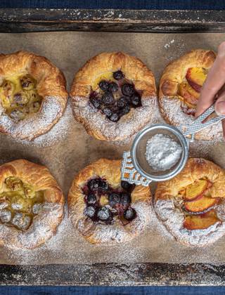 Fruity Vanilla Crowns