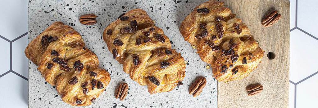 Maple Pecan Plait | Schulstad Bakery Solutions