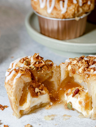Apple Cheesecake Duffin Recipe | A Unique Fall Pastry Dessert